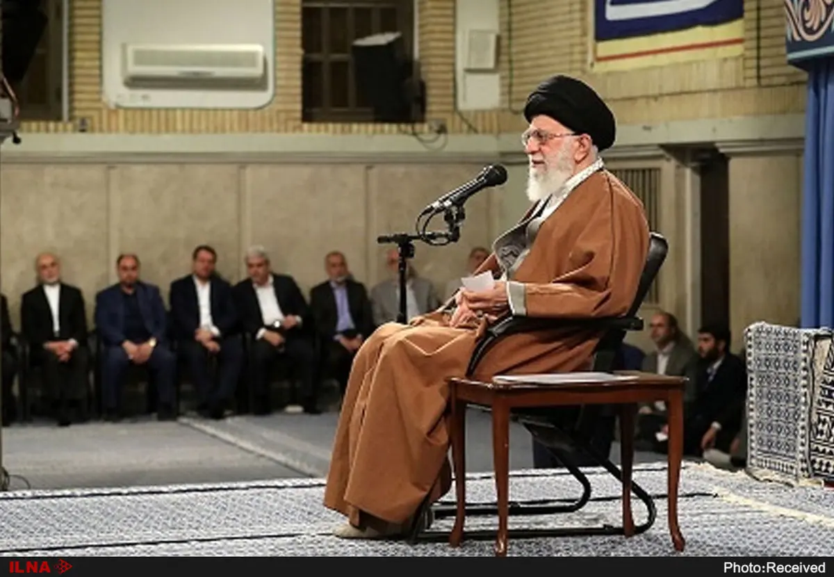 مسئولان دولتی باید به جد مسئله بهبود فضای کسب و کار را دنبال و موانع را